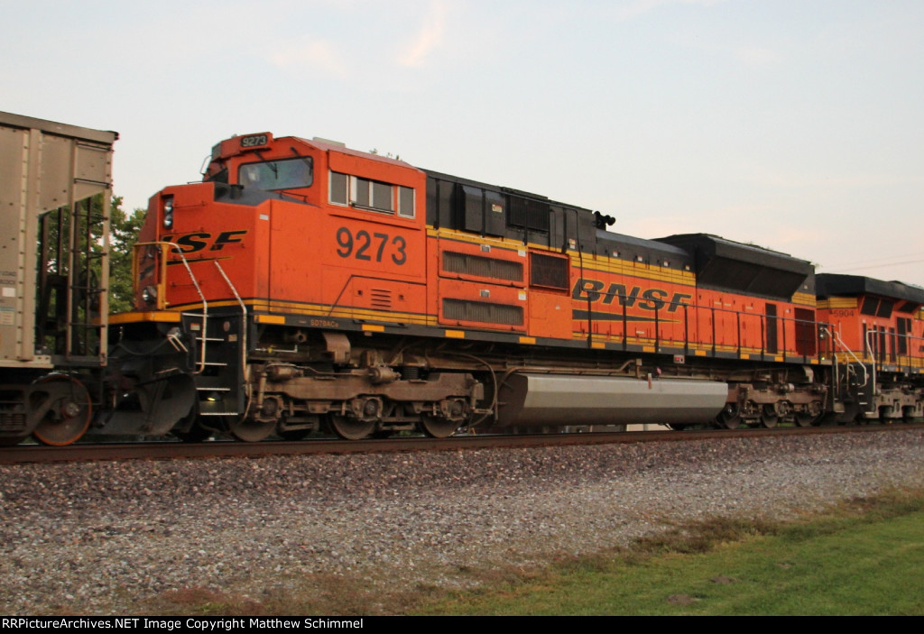 BNSF 9273